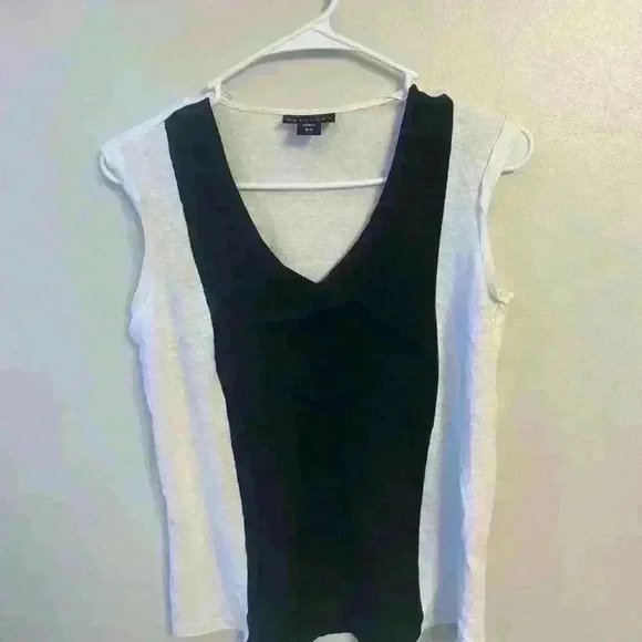 Metaphor | Tops | Metaphor Womans Black And White Tank Size Small ...